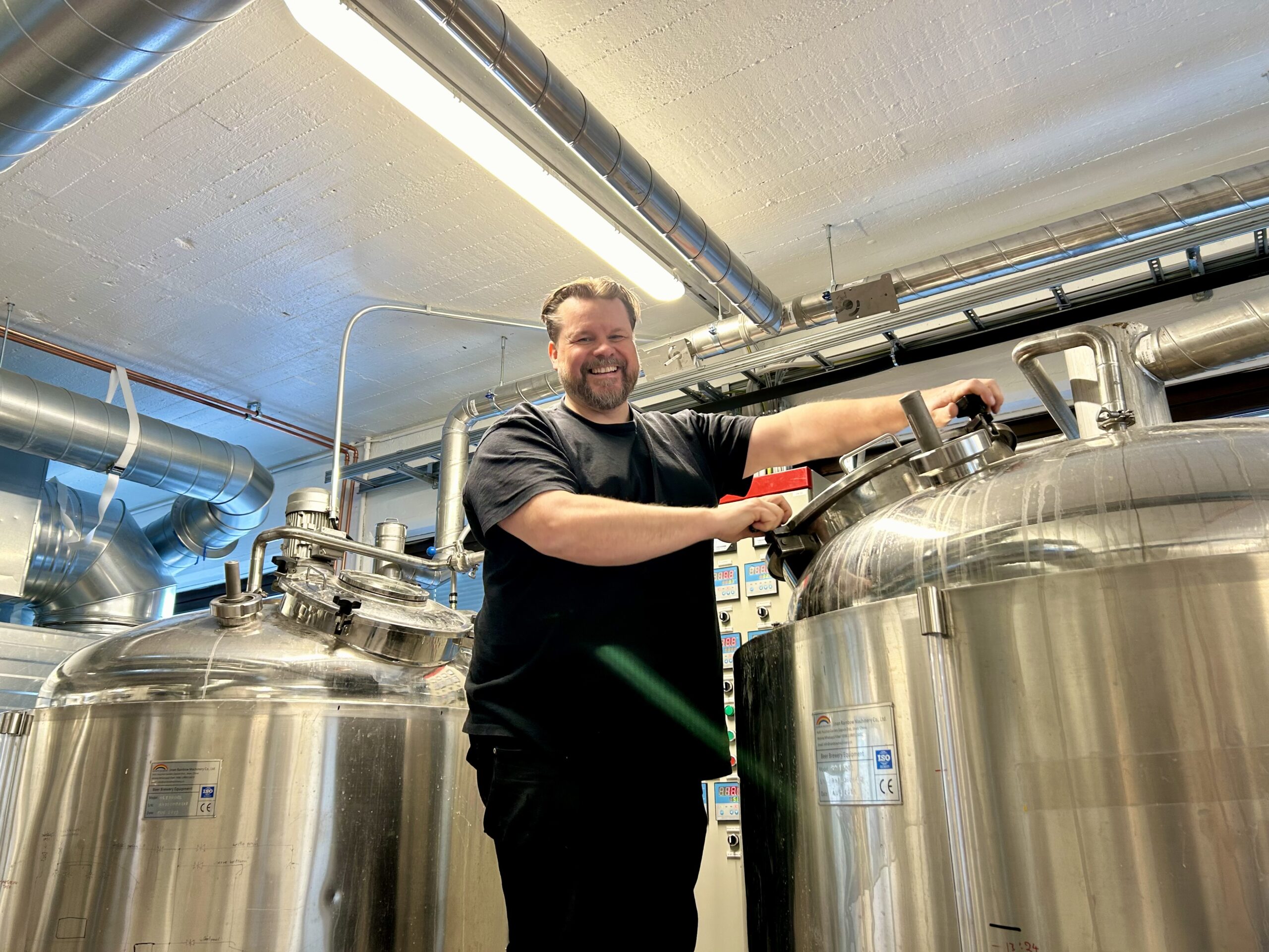 Solmu Brewery tuo myyntiin ensimmäisen Lauttasaaressa pannun oluen ...